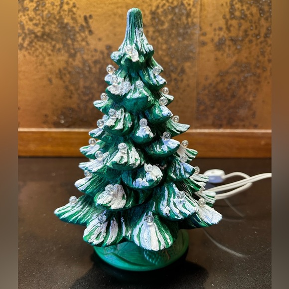 Nowell Mold | Holiday | Vintage Nowell Mold Ceramic Christmas Tree ...